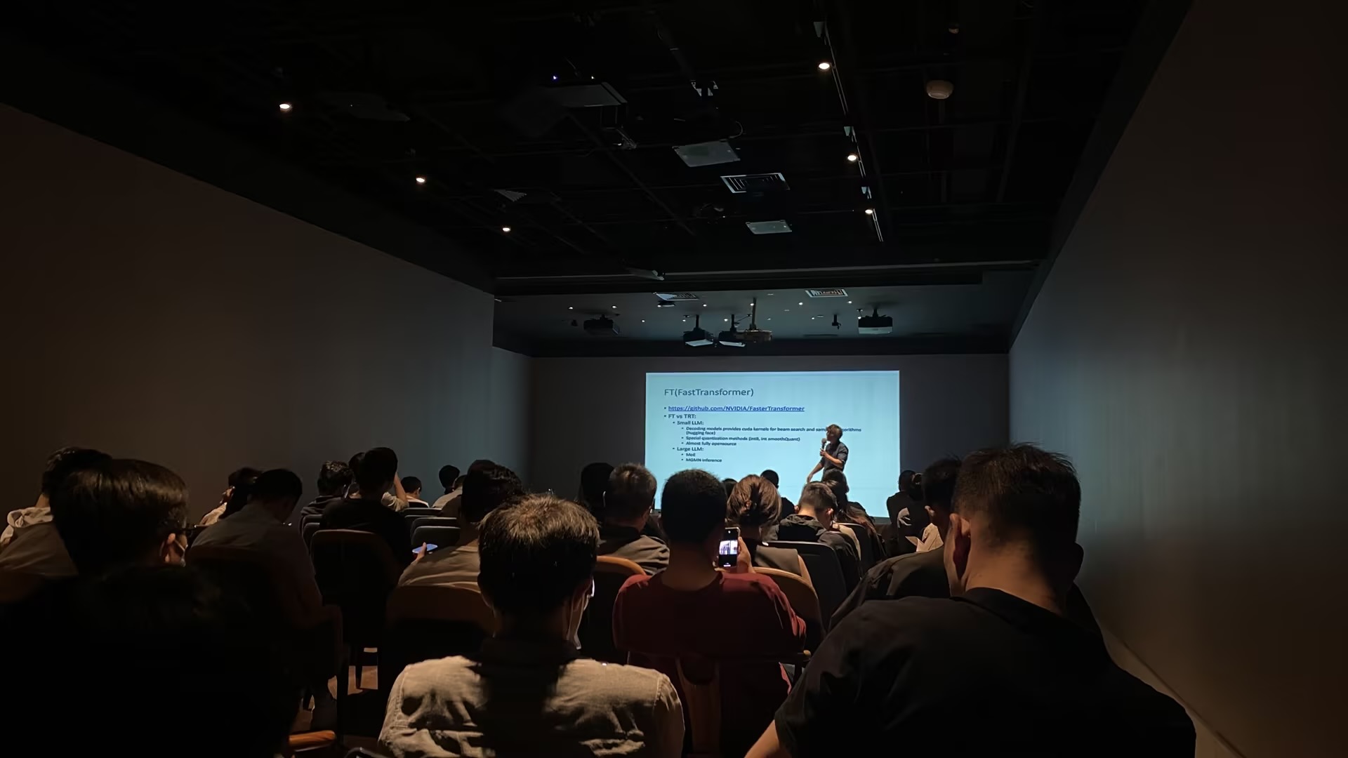 Cmeet2023·第十二期 | 拥抱AIGC，迎接人工智能新时代，2023 GenAI Devs Meetup 1st 圆满举行！..._aigc-startup meetup-CSDN博客